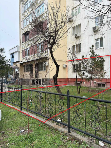 Продаётся 5 х ком квартbр бановском дом площадь 110  1 этаж 9 этаж дом