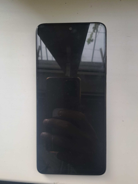 Redmi 12 pro karobka dakument holati yaxshi