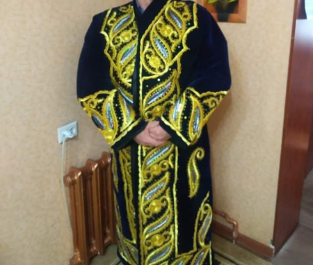 Продам чапан ,новый абсолютно,5