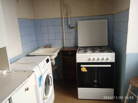 Srochna arenda 1 xona yunusobod 9 kv usluga 50%