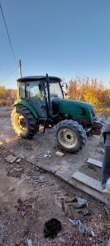 Traktor frezr ariq ochadigan