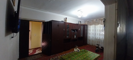 4x kv sotiladi Chirchiq sh. 82m²