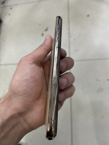 Iphone 11pro gold