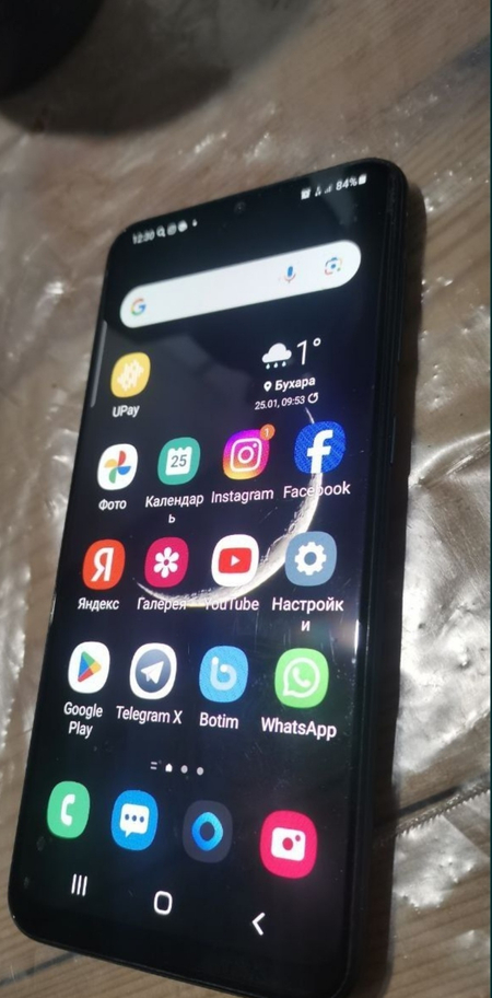 Samsung a 30 sotiladi