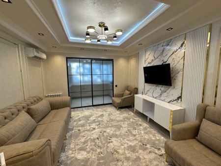 Нукусская 1/1/4   Гламур Бутик 50м2