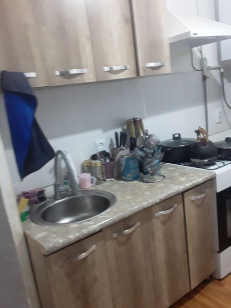 Buxoro viloyati Jondor tumanida 2 xonali kvartira sotiladi.