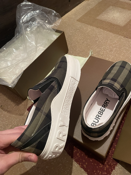 Продаётся кеди burberry lux качества