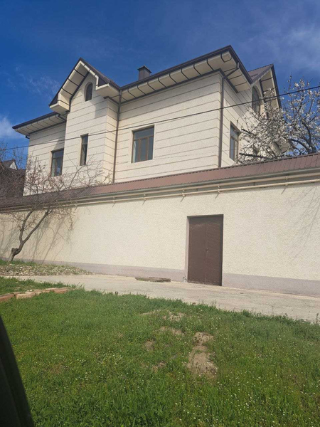 Продается дом на Юнусабаде ID:FRP193
