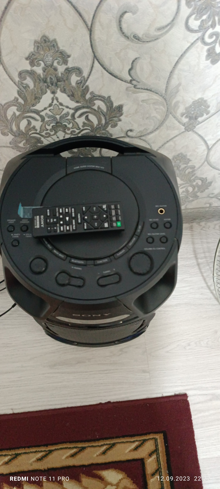 Sony karaoke mikrafonlari bilan komplekt