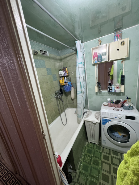 Срочно продаётся 3х комнатная на Лисунова.