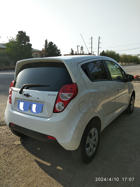 Spark Chevrolet 2