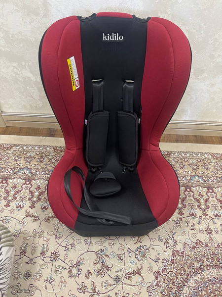 Срочно продаеться автокресло KIDILO