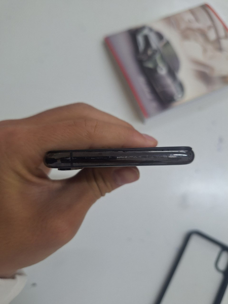 Iphonexs xolati yaxw 64gb
