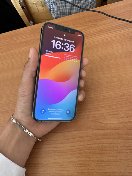 Iphone 12 pro 128 tali