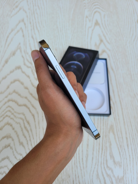 IPhone 12 PRO. Joyi 256 GB. Region Z/AA. Black Ideal. Karobka dok.