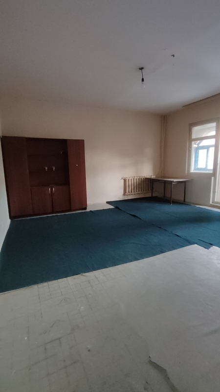 Срочно продается квартира не жилой 48,КВ,метр тузел 1 цена 39.500у,е