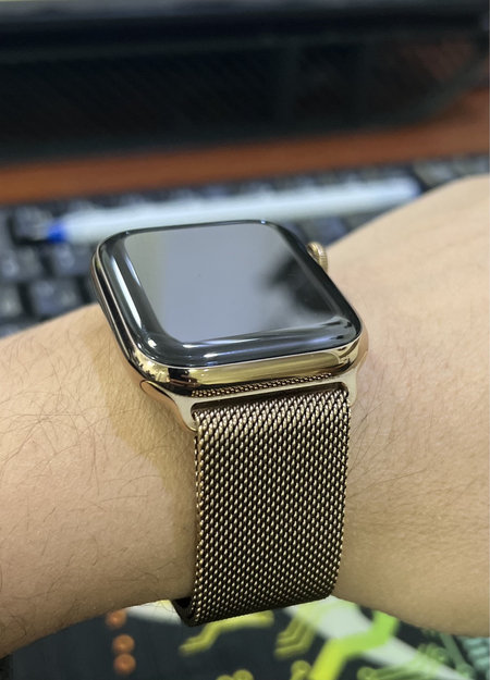 Apple watch Series 5, 44 Gold