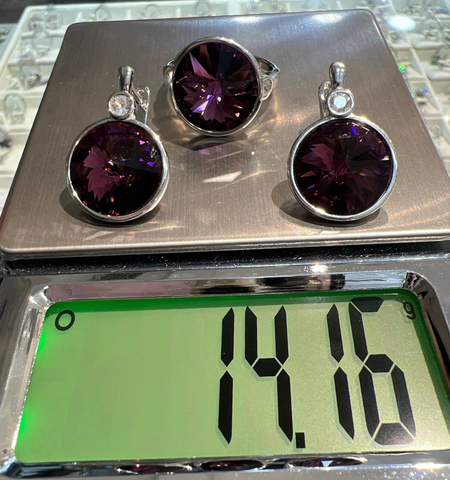 Серебро 925 пробы 
Камплект Туркия Завод
Цена :40 тысяч сом за грамм
Т