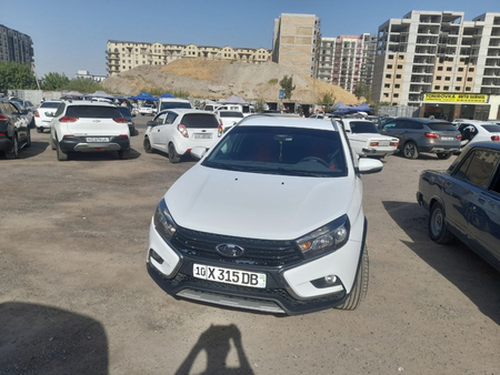 Lada Vesta full varanti