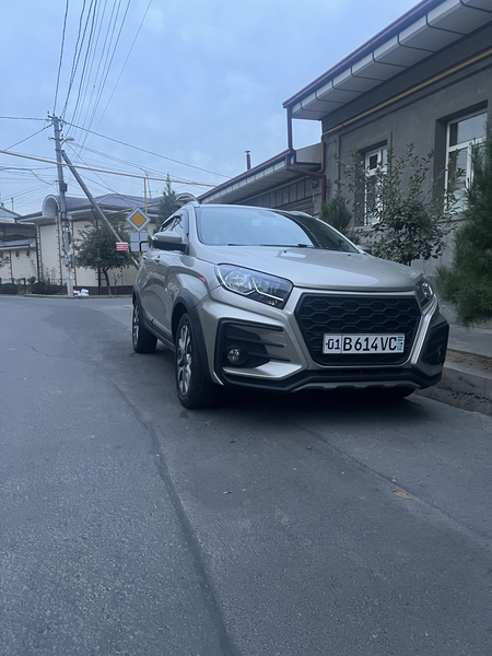 Продам или сдам в аренду на выкуп Xray cross 1.6 автомат