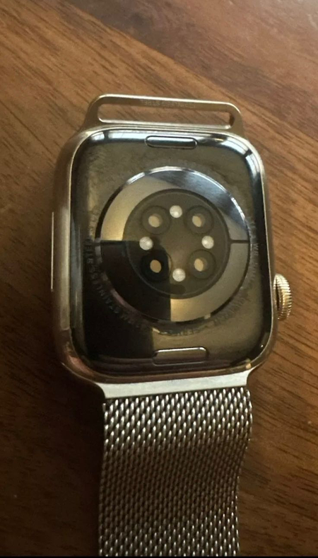 Apple Watch 7 Stainless Gold