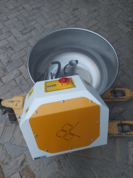 Mishalka 220 v 380 v bor yangi