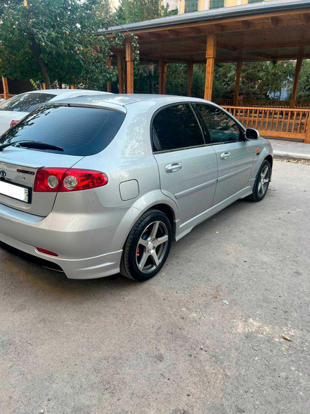 Продаю свою Lacetti Ласетти хэтчбек 2006г, пробег 124 000км