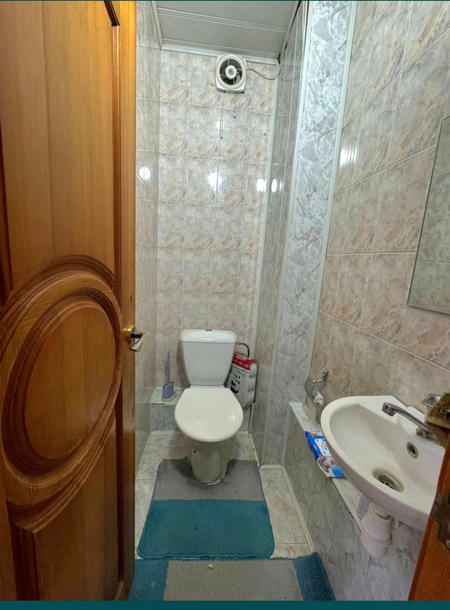Продам свою 4-5/4/9 квартиру  Ц квартал Чиланзар.  Ориентир ГАИ.