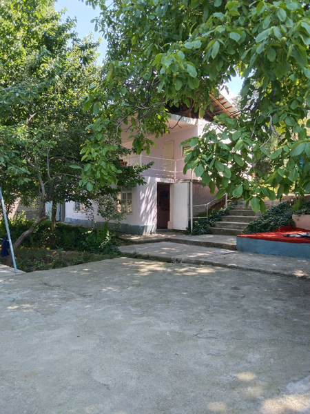 Dacha charvoqda  hamma sharoiti bor