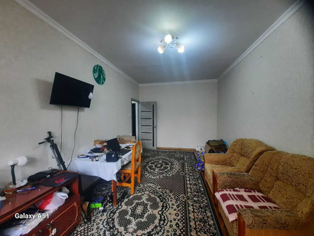 Продаётся  квартиры 2/2/4 на Юнусабадском районе 2-й кв (J2287)