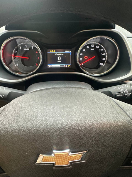 Tracker 2 Premier 2022г 14000 км