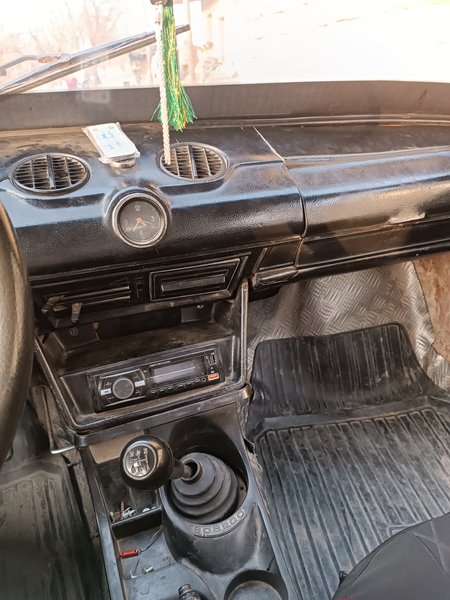 Vaz 21 06  yili 76