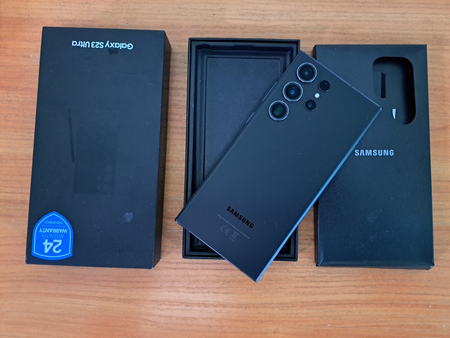 С каробками Samsung Galaxy S23 Ultra 2-XSIM 256GB Vietnam Original