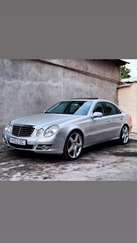 mercedes-benz W211