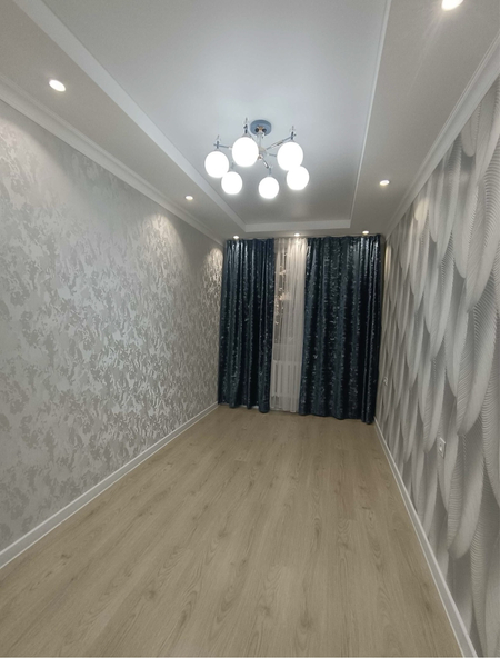 Продам Квартиру  2в3/2/4  не торец