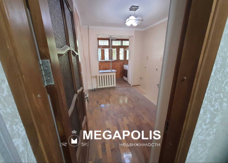 1 комнатная ^ продается Хамза метро