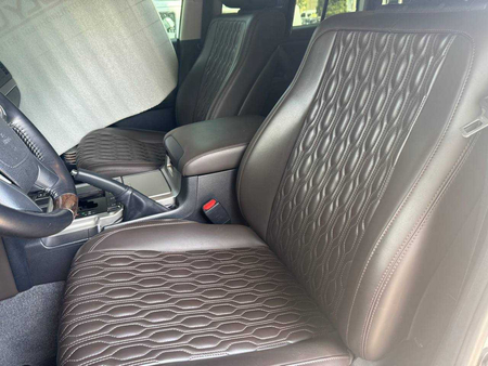 Продается Toyota Land Cruiser 200