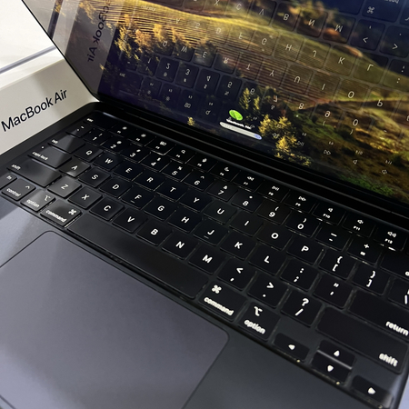 Macbook Air 13.6