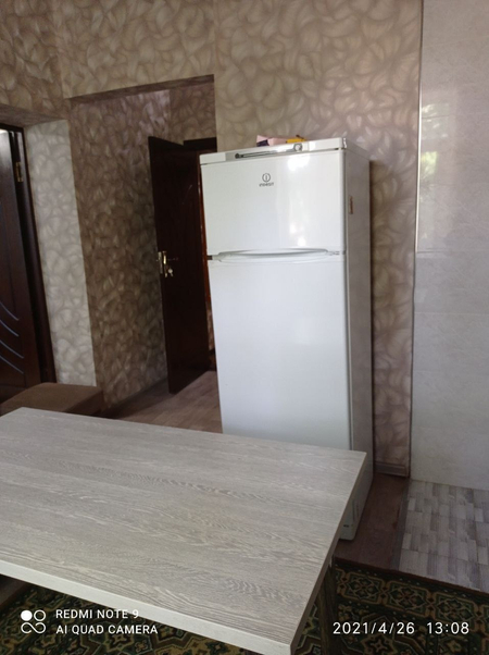 Квартирага 2 киз керак  бирга яшашга 100$ манзил Чилонзор Торговый
