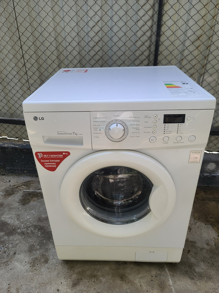 LG Invertor 7 kg