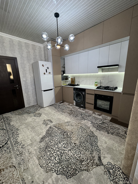 Продам свою уютную квартиру Қорасув-5 3/6/9