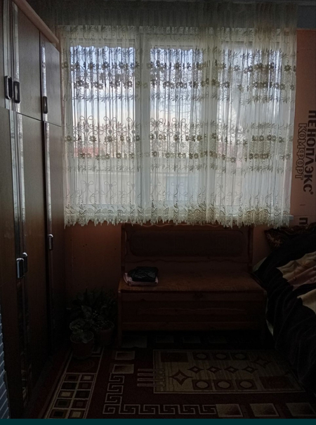 Продаётся 1 комнатная галерейка 9 микрорайон 18500$