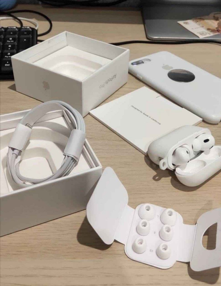 Airpods pro, Dubai