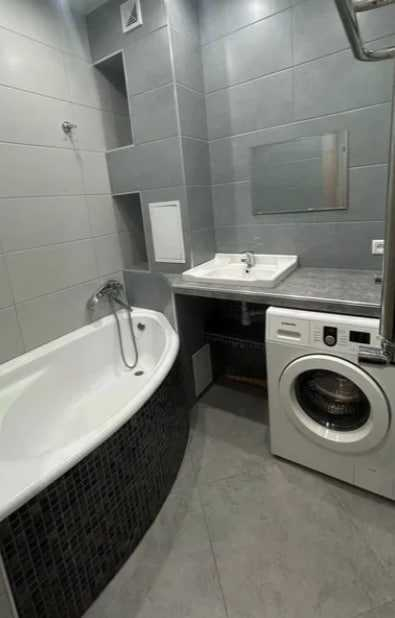 СРОЧНО сдаётся 2 комнатная в  ЖК Azia House МА150807