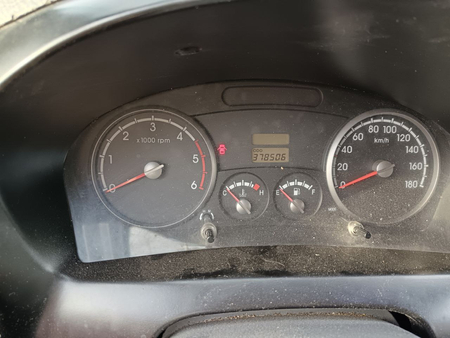 KIA бонго  2009 й