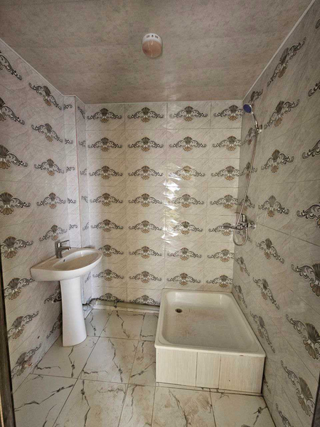 3 xonali 80m² 7-qavat uy sotiladi