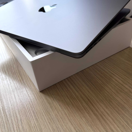Macbook air M2 2022