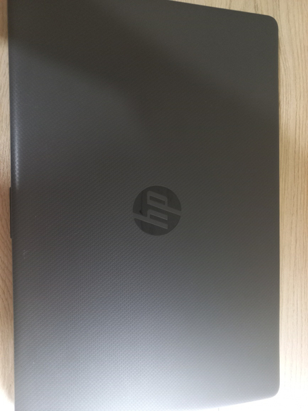 Продаётся ноутбук HP Silver N5030. В идеальнейшем состоянии.