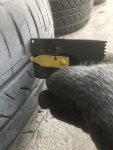Продам шины 275 50r21