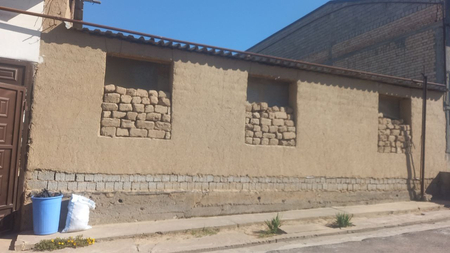 Obod maxallada yer sotiladi